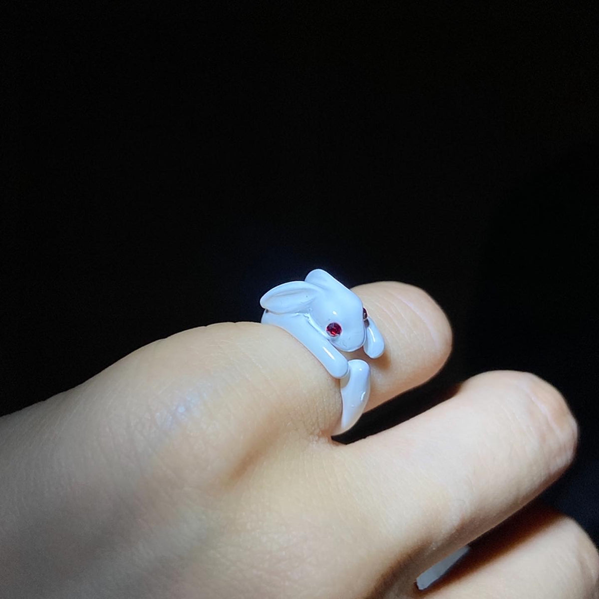 white rabbit pinky ring – TOOFOOFEEFA