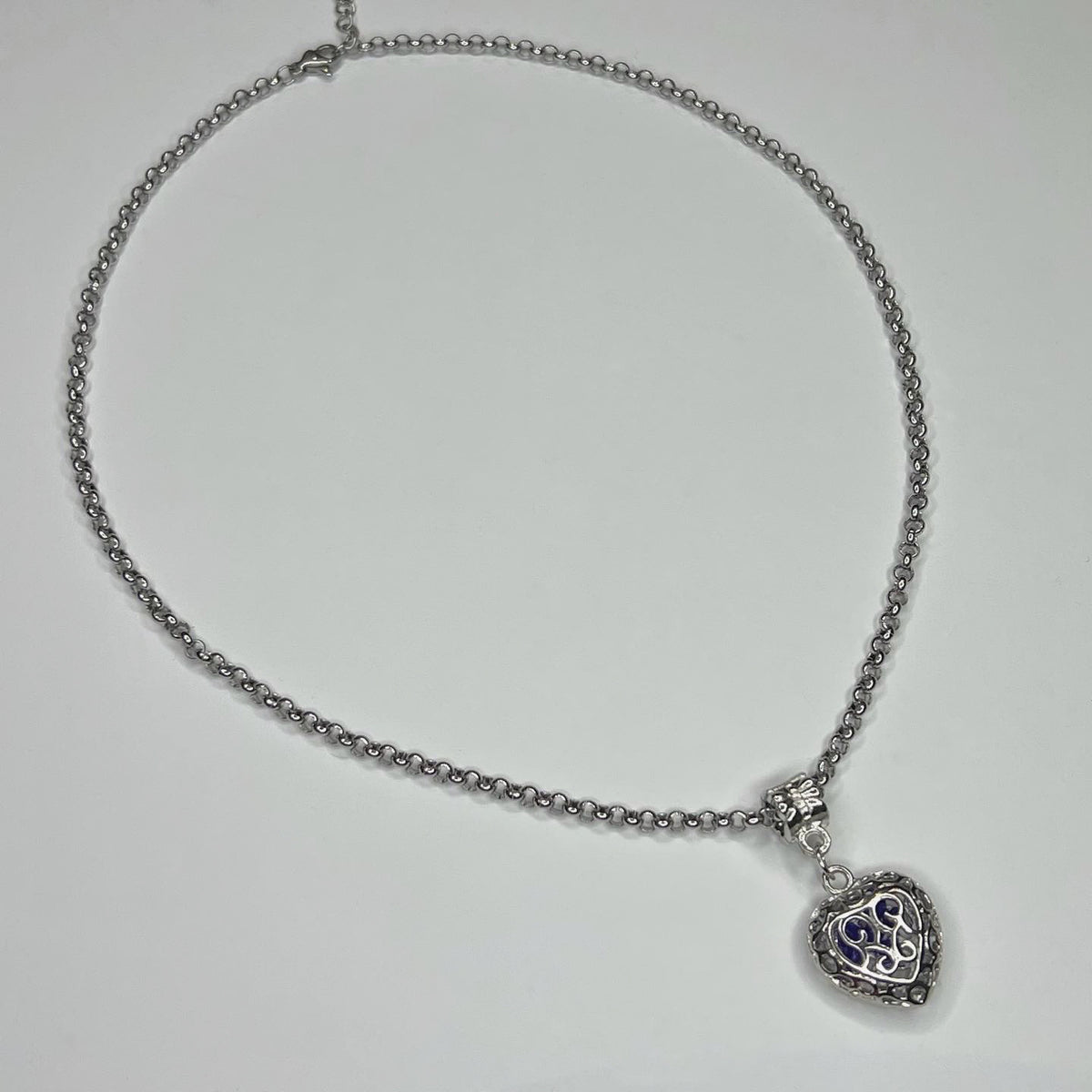 Swarovski deep blue antique chain necklace – TOOFOOFEEFA